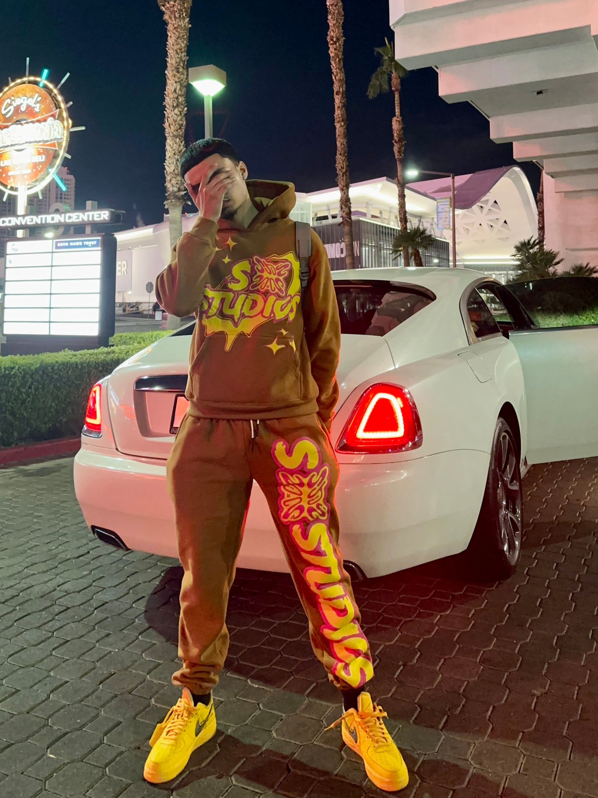 SB HOODIE – STAINBANDZSTUDIOS
